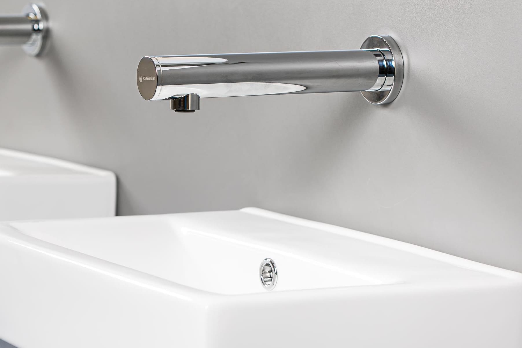 Vecta+ Sensor Spout No-Touch Hygienic Infrared Tap for Washbasins ...