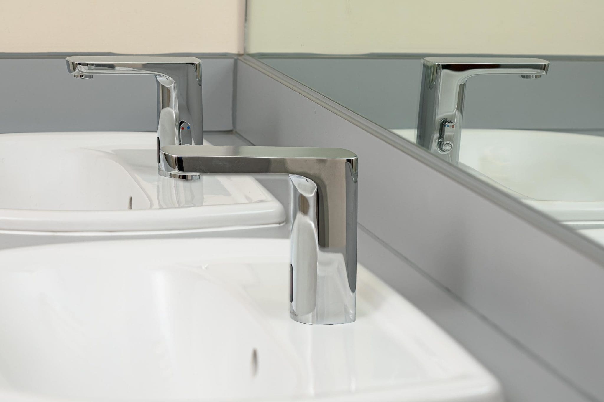 Vecta+ Sensor Tap No-Touch Hygienic Infrared Tap for Washbasins ...